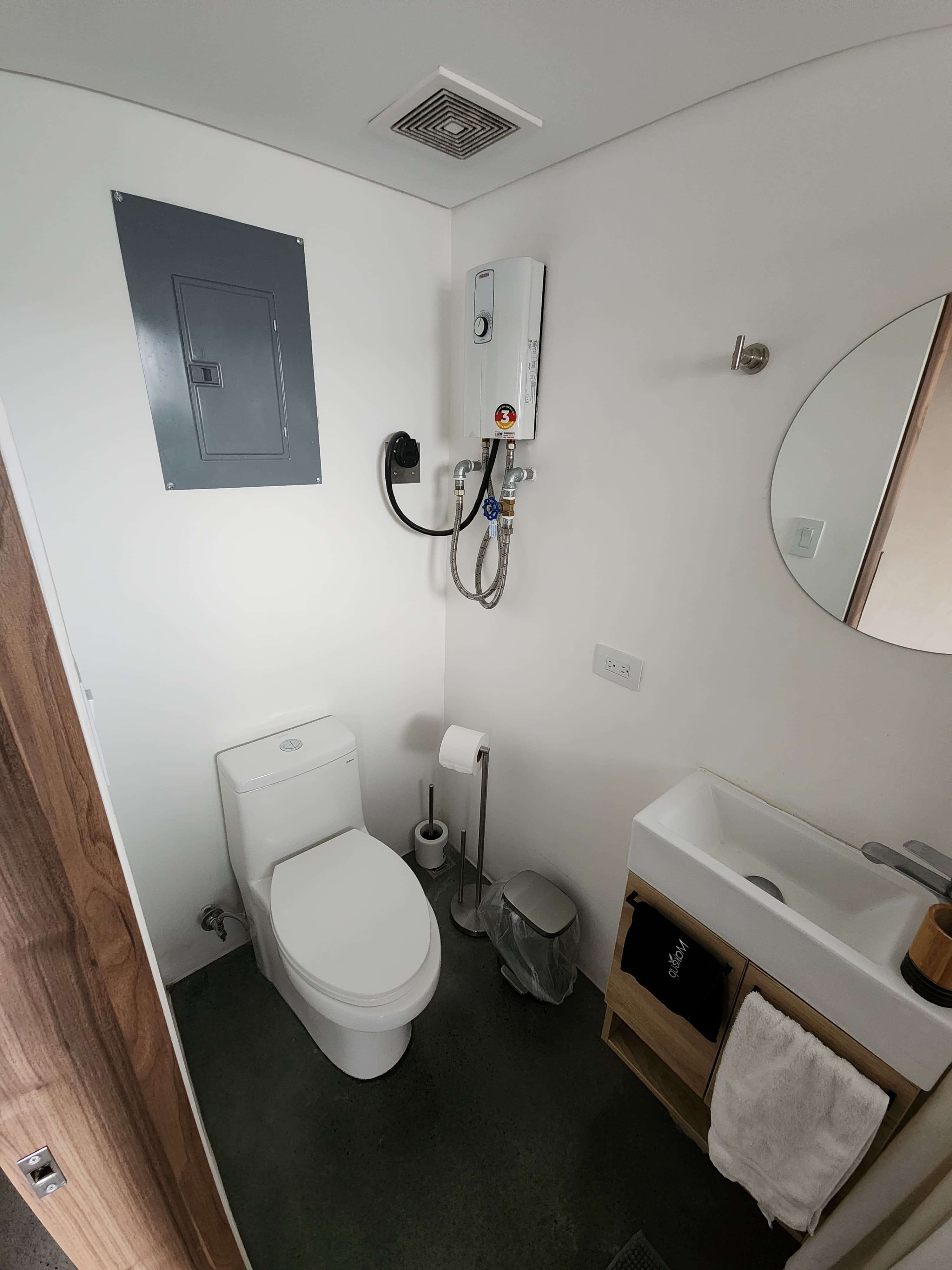 LMT Guatemala - ATOM 4 - Zona 4 USD $78,750